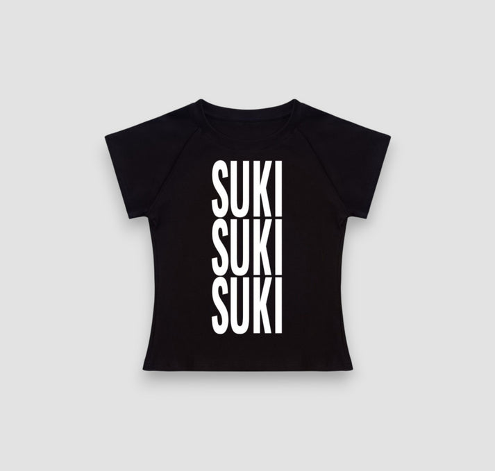 Trifecta Baby Tee (005) – SUKI